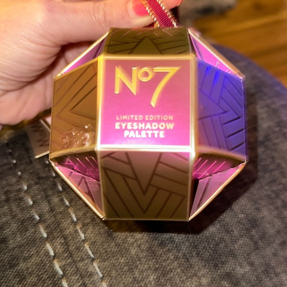 Makeup | No7 Limited Edition Eyeshadow Palette | Poshmark